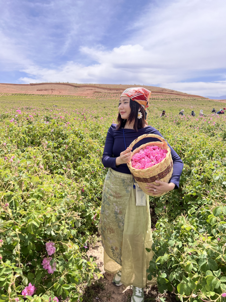 Полиция, розы и «Африканский Голливуд»: мой самый неожиданный пресс-тур | 98mag